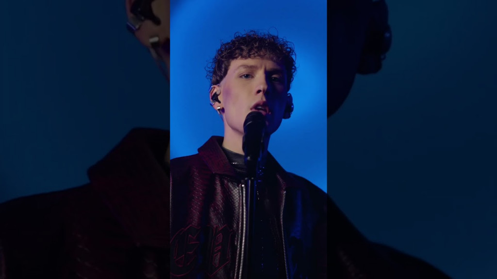Silvester Belt adds A Little Bit More to Troye Sivan’s Rush 🇱🇹 # ...